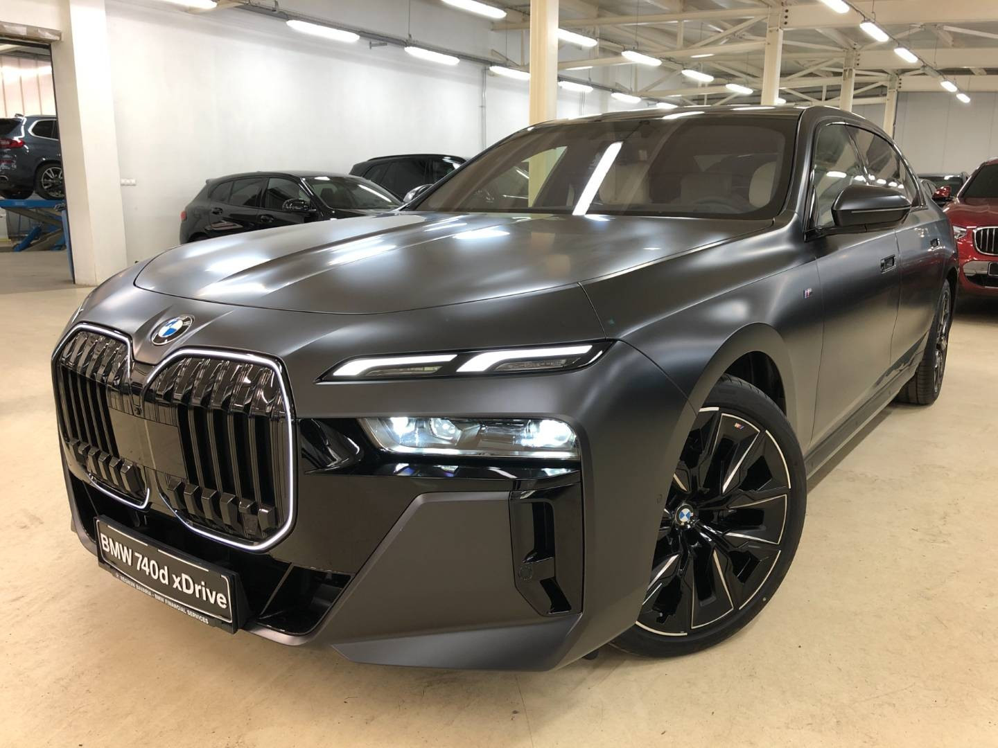 BMW Rad 7 740d mHEV xDrive A/T | regnum-kosice.sk